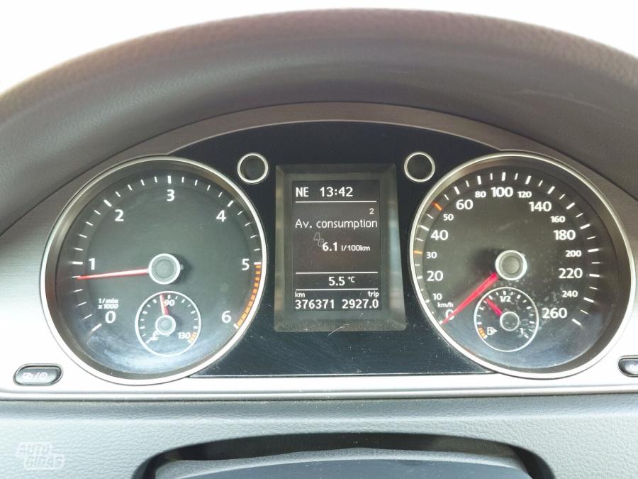 Black Volkswagen Passat 2013 in Vilnius, with an engine capacity of 1.60 L and mileage of 376 thousand km for 3790 €, photo 15 on AUTOMOTO.COM.LV