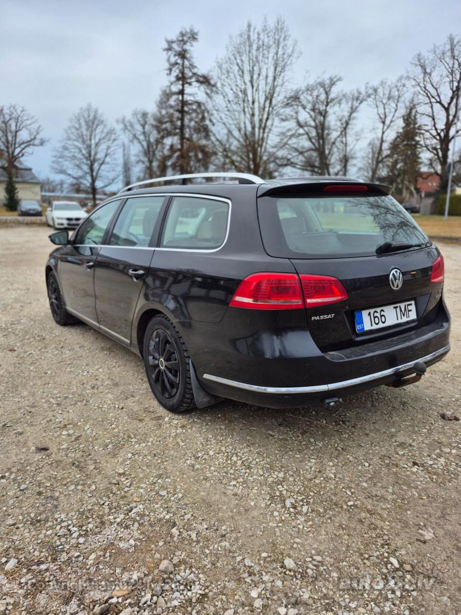 Black Volkswagen Passat 2013 in Tallinn, with an engine capacity of 1.40 L and mileage of 297 thousand km for 6200 €, photo 7 on AUTOMOTO.COM.LV