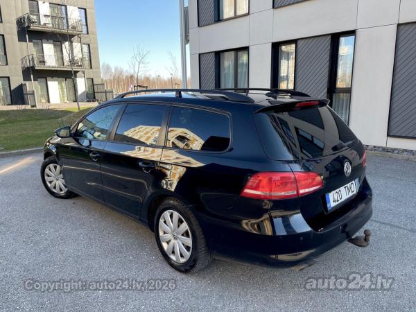 Black Volkswagen Passat 2013 in Tartu, with an engine capacity of 2.00 L and mileage of 370 thousand km for 4200 €, photo 4 on AUTOMOTO.COM.LV