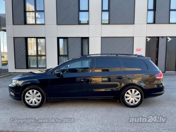 Black Volkswagen Passat 2013 in Tartu, with an engine capacity of 2.00 L and mileage of 370 thousand km for 4200 €, photo 5 on AUTOMOTO.COM.LV
