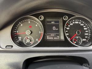 Black Volkswagen Passat 2013 in Alytus, with an engine capacity of 1.60 L and mileage of 254 thousand km for 4699 €, photo 30 on AUTOMOTO.COM.LV