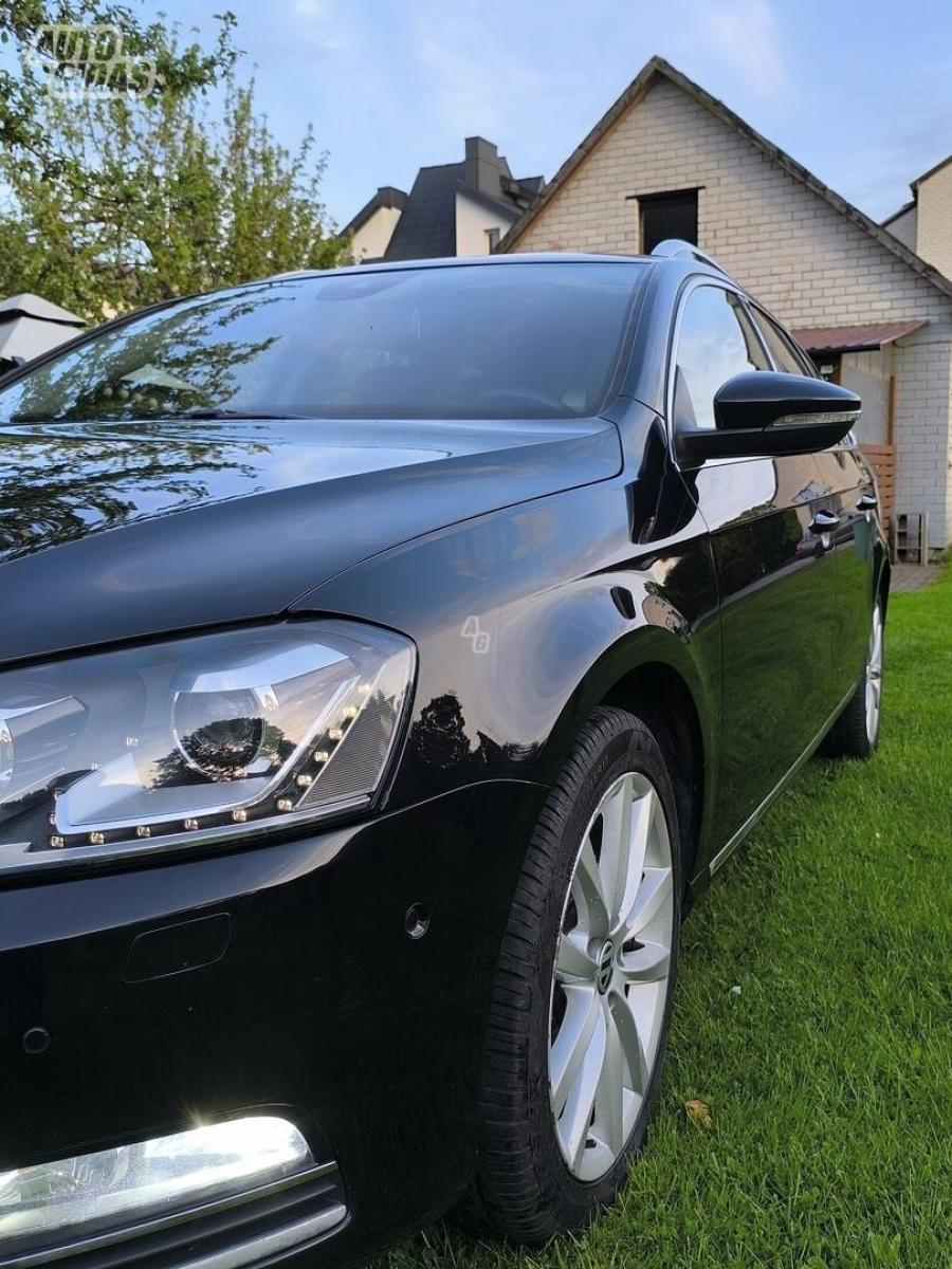 Black Volkswagen Passat 2013 in Vilnius, with an engine capacity of 2.00 L and mileage of 317 thousand km for 5500 €, photo 10 on AUTOMOTO.COM.LV