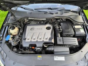 Black Volkswagen Passat 2013 in Vilnius, with an engine capacity of 2.00 L and mileage of 317 thousand km for 5500 €, photo 37 on AUTOMOTO.COM.LV