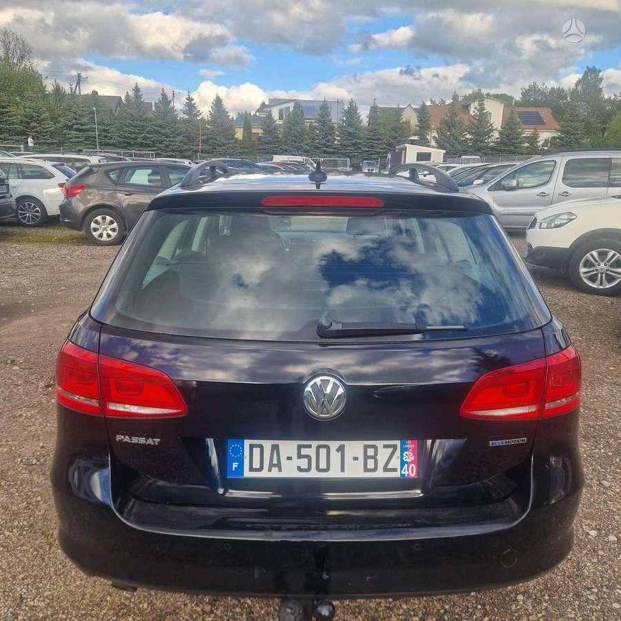 Black Volkswagen Passat 2013 in Utena, with an engine capacity of 1.60 L and mileage of 223 thousand km for 5300 €, photo 7 on AUTOMOTO.COM.LV