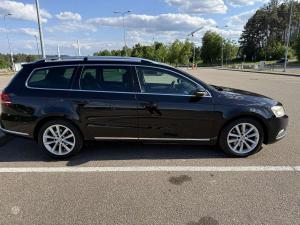 Black Volkswagen Passat 2013 in Vilnius, with an engine capacity of 1.97 L and mileage of 300 thousand km for 5400 €, photo 6 on AUTOMOTO.COM.LV