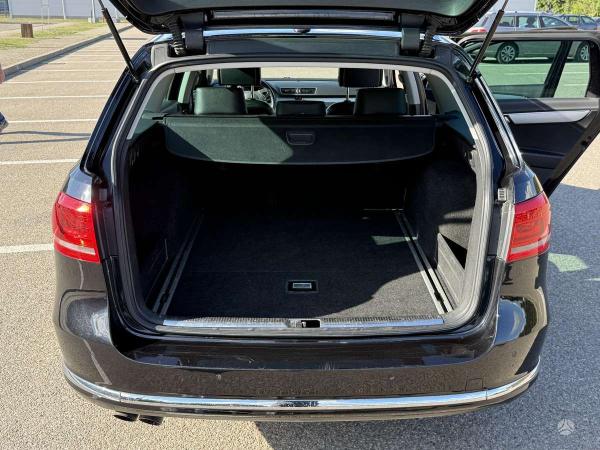 Melns Volkswagen Passat 2013 Viļņa, ar dzinēja tilpumu 1.97 L un nobraukumu 300 tūkst. km par 5400 €, foto 9 vietnē AUTOMOTO.COM.LV
