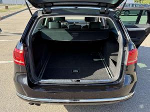 Black Volkswagen Passat 2013 in Vilnius, with an engine capacity of 1.97 L and mileage of 300 thousand km for 5400 €, photo 10 on AUTOMOTO.COM.LV