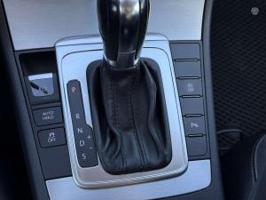 Black Volkswagen Passat 2013 in Vilnius, with an engine capacity of 1.97 L and mileage of 300 thousand km for 5400 €, photo 17 on AUTOMOTO.COM.LV