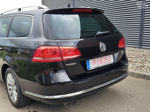 Melns Volkswagen Passat 2013 Kluonaliai, ar dzinēja tilpumu 2.00 L un nobraukumu 295 tūkst. km par 5599 €, foto 13 vietnē AUTOMOTO.COM.LV