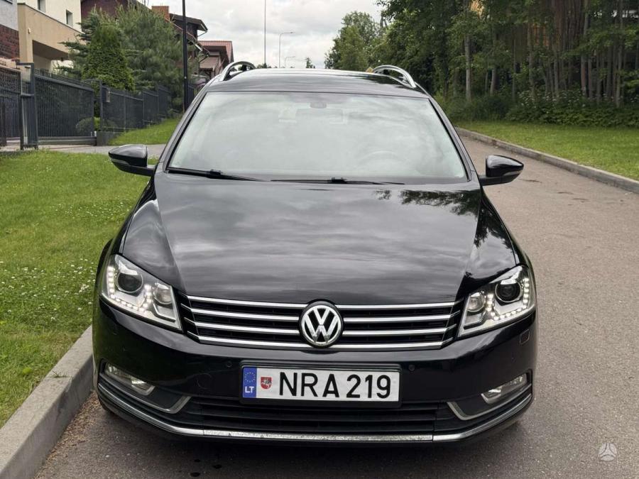 Melns Volkswagen Passat 2013 Viļņa, ar dzinēja tilpumu 1.97 L un nobraukumu 275 tūkst. km par 6550 €, foto 3 vietnē AUTOMOTO.COM.LV