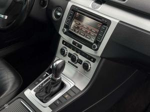 Melns Volkswagen Passat 2013 Viļņa, ar dzinēja tilpumu 1.97 L un nobraukumu 275 tūkst. km par 6550 €, foto 11 vietnē AUTOMOTO.COM.LV
