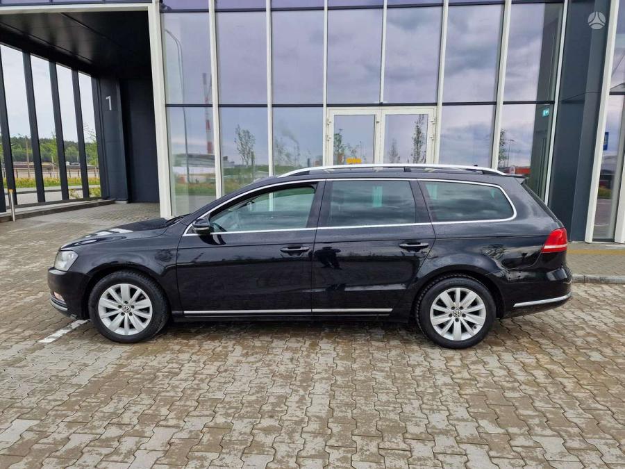 Melns Volkswagen Passat 2013 Viļņa, ar dzinēja tilpumu 2.00 L un nobraukumu 230 tūkst. km par 4999 €, foto 6 vietnē AUTOMOTO.COM.LV