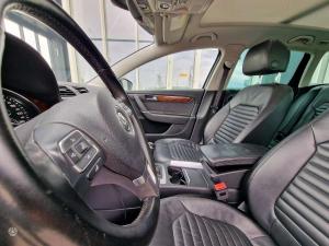 Melns Volkswagen Passat 2013 Viļņa, ar dzinēja tilpumu 2.00 L un nobraukumu 230 tūkst. km par 4999 €, foto 9 vietnē AUTOMOTO.COM.LV