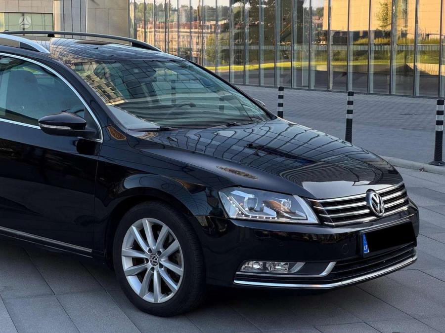 Melns Volkswagen Passat 2013 Viļņa, ar dzinēja tilpumu 1.97 L un nobraukumu 286 tūkst. km par 6250 €, foto 9 vietnē AUTOMOTO.COM.LV