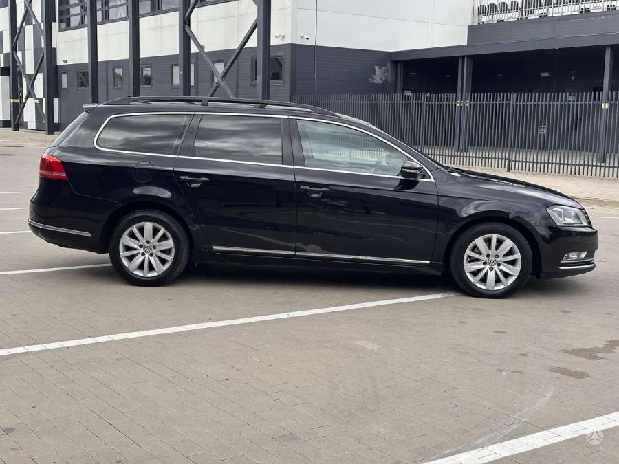 Melns Volkswagen Passat 2013 Jonava, ar dzinēja tilpumu 1.97 L un nobraukumu 281 tūkst. km par 4999 €, foto 13 vietnē AUTOMOTO.COM.LV