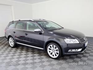Black Volkswagen Passat 2013 in Tallinn, with an engine capacity of 2.00 L and mileage of 267 thousand km for 3999 €, photo 1 on AUTOMOTO.COM.LV