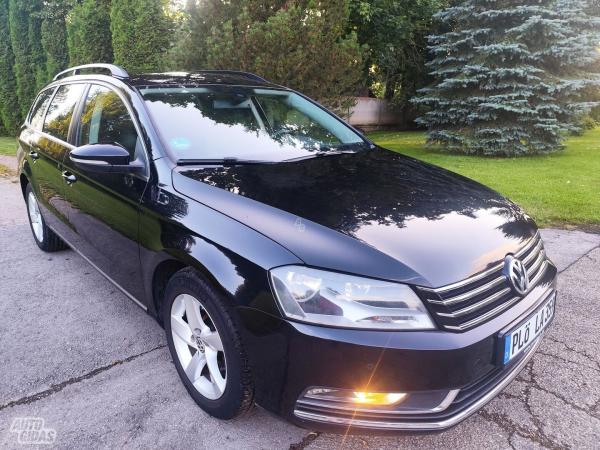 Melns Volkswagen Passat 2013 Mažeikiai, ar dzinēja tilpumu 2.00 L un nobraukumu 268 tūkst. km par 5800 €, foto 4 vietnē AUTOMOTO.COM.LV