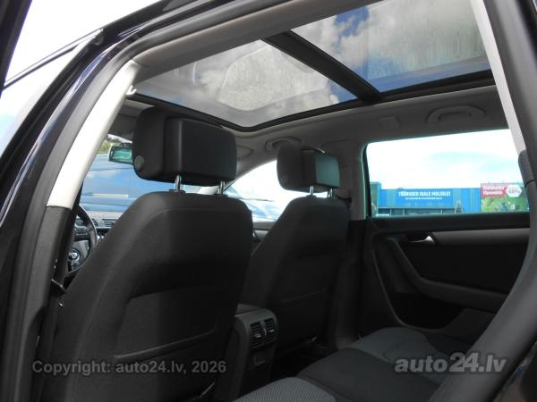 Black Volkswagen Passat 2013 in Viljandi, with an engine capacity of 2.00 L and mileage of 194 thousand km for 6990 €, photo 9 on AUTOMOTO.COM.LV
