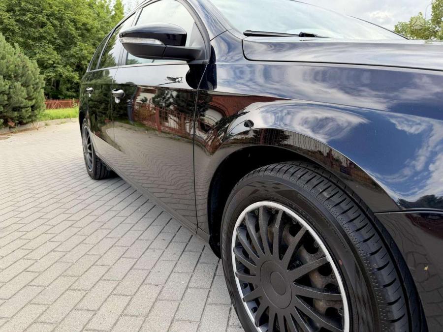 Melns Volkswagen Passat 2013 Viļņa, ar dzinēja tilpumu 2.00 L un nobraukumu 289 tūkst. km par 3900 €, foto 7 vietnē AUTOMOTO.COM.LV
