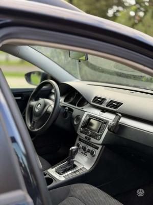 Melns Volkswagen Passat 2013 Viļņa, ar dzinēja tilpumu 2.00 L un nobraukumu 289 tūkst. km par 3900 €, foto 22 vietnē AUTOMOTO.COM.LV