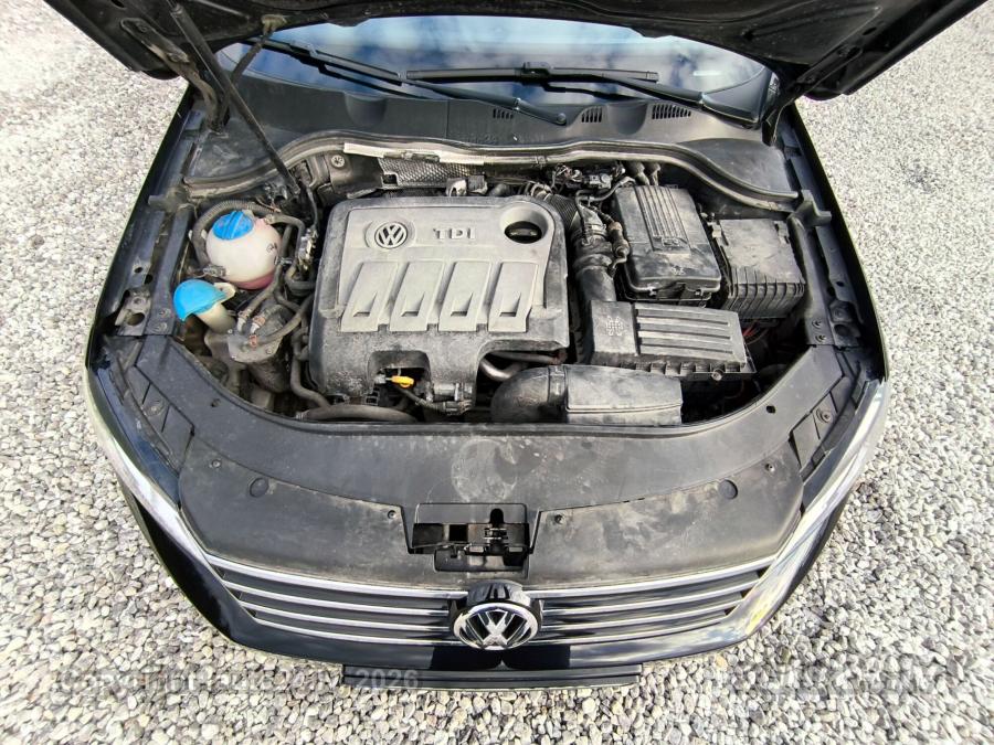Melns Volkswagen Passat 2013 Tartu, ar dzinēja tilpumu 2.00 L un nobraukumu 307 tūkst. km par 7990 €, foto 10 vietnē AUTOMOTO.COM.LV
