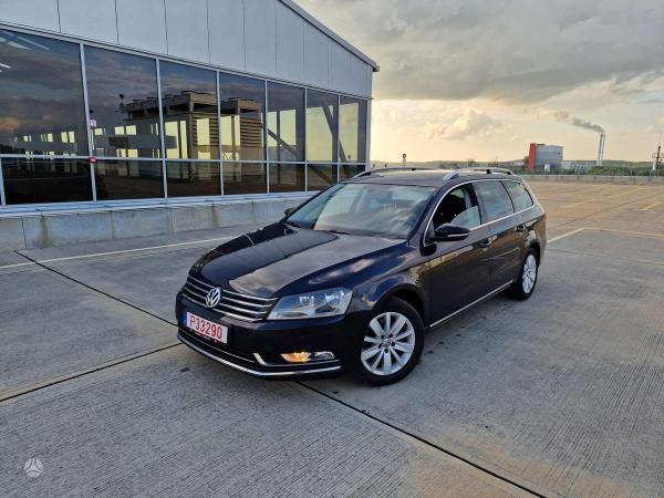 Volkswagen Passat 2013 in Vilnius on AUTOMOTO.COM.LV Black Volkswagen Passat 2013 in Vilnius, with an engine capacity of 1.60 L and mileage of 230 thousand km for 4599 €, photo 1 on AUTOMOTO.COM.LV