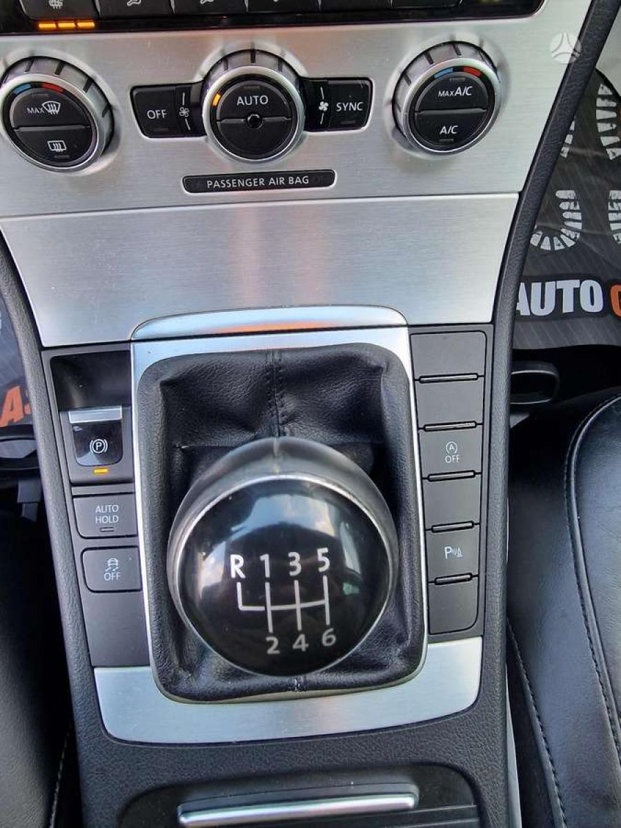 Melns Volkswagen Passat 2013 Viļņa, ar dzinēja tilpumu 1.60 L un nobraukumu 230 tūkst. km par 4599 €, foto 18 vietnē AUTOMOTO.COM.LV