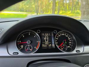 Black Volkswagen Passat 2013 in Prienai, with an engine capacity of 2.00 L and mileage of 272 thousand km for 5199 €, photo 15 on AUTOMOTO.COM.LV