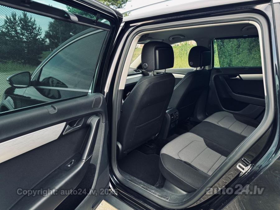 Melns Volkswagen Passat 2013 Tallina, ar dzinēja tilpumu 2.00 L un nobraukumu 200 tūkst. km par 6850 €, foto 10 vietnē AUTOMOTO.COM.LV