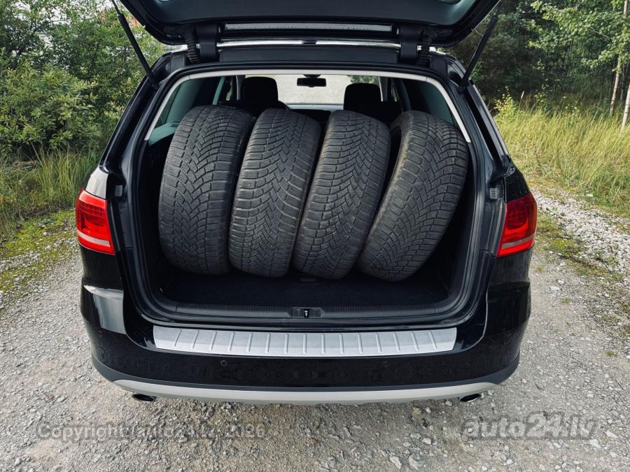 Melns Volkswagen Passat 2013 Tallina, ar dzinēja tilpumu 2.00 L un nobraukumu 200 tūkst. km par 6850 €, foto 11 vietnē AUTOMOTO.COM.LV