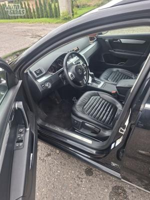 Black Volkswagen Passat 2013 in Siauliai, with an engine capacity of 2.00 L and mileage of 281 thousand km for 4250 €, photo 12 on AUTOMOTO.COM.LV