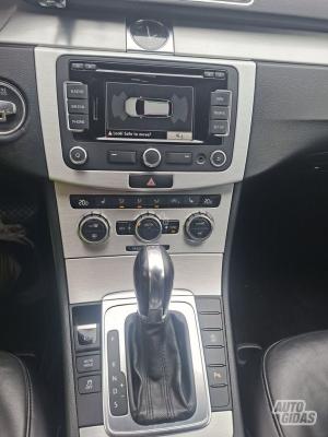 Black Volkswagen Passat 2013 in Siauliai, with an engine capacity of 2.00 L and mileage of 281 thousand km for 4250 €, photo 17 on AUTOMOTO.COM.LV