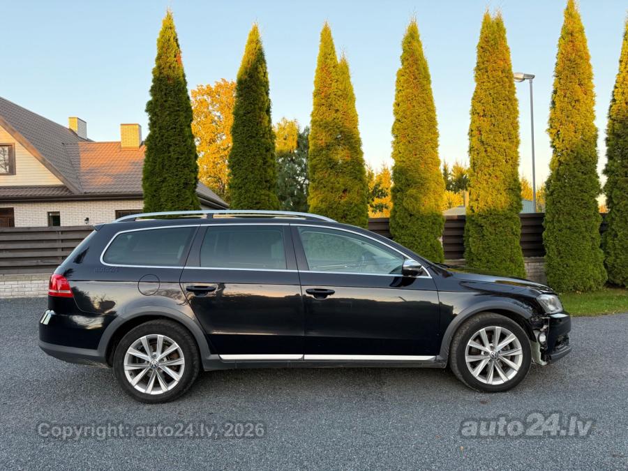 Black Volkswagen Passat 2013 in Tallinn, with an engine capacity of 2.00 L and mileage of 353 thousand km for 2900 €, photo 4 on AUTOMOTO.COM.LV