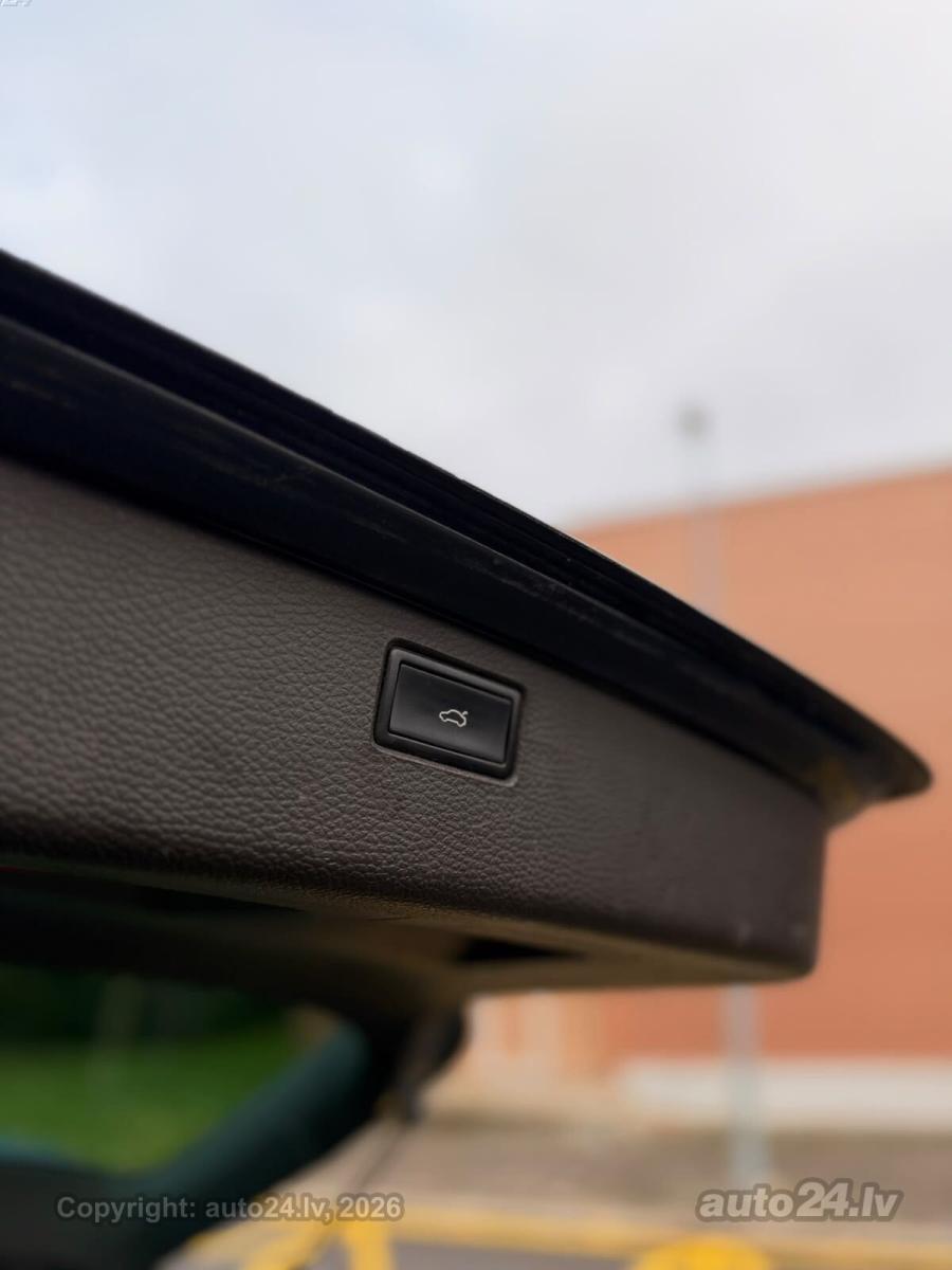 Melns Volkswagen Passat 2013 Tallina, ar dzinēja tilpumu 2.00 L un nobraukumu 353 tūkst. km par 3000 €, foto 18 vietnē AUTOMOTO.COM.LV