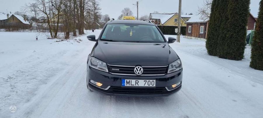 Black Volkswagen Passat 2014 in Alytus, with an engine capacity of 1.60 L and mileage of 191 thousand km for 7350 €, photo 2 on AUTOMOTO.COM.LV