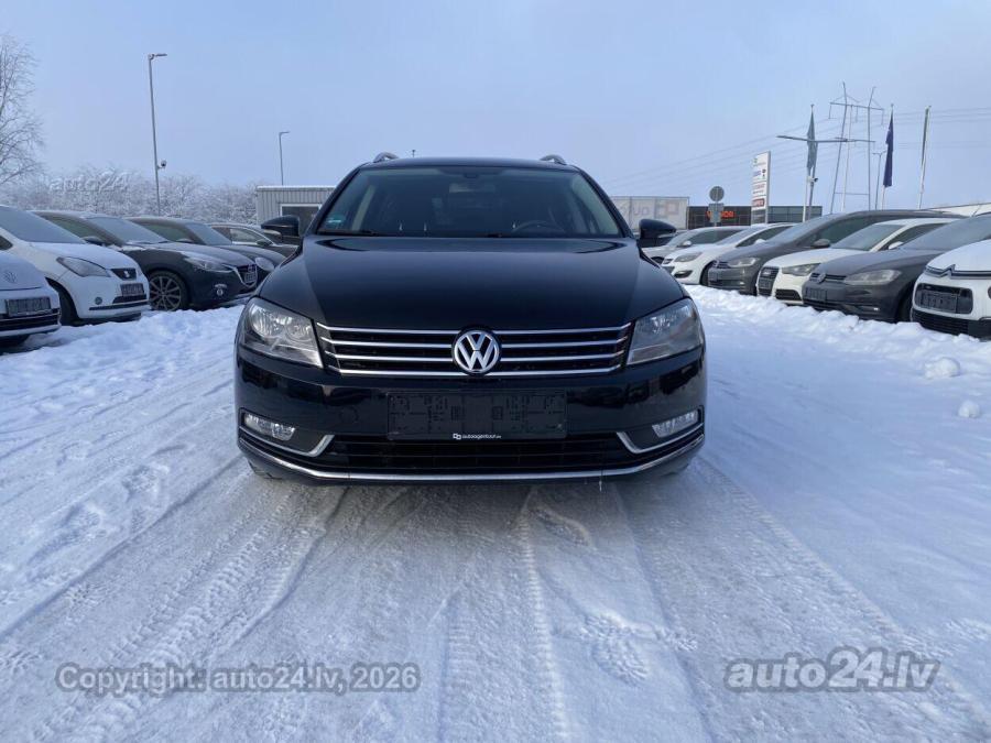 Black Volkswagen Passat 2014 in Viljandi, with an engine capacity of 2.00 L and mileage of 265 thousand km for 6990 €, photo 13 on AUTOMOTO.COM.LV