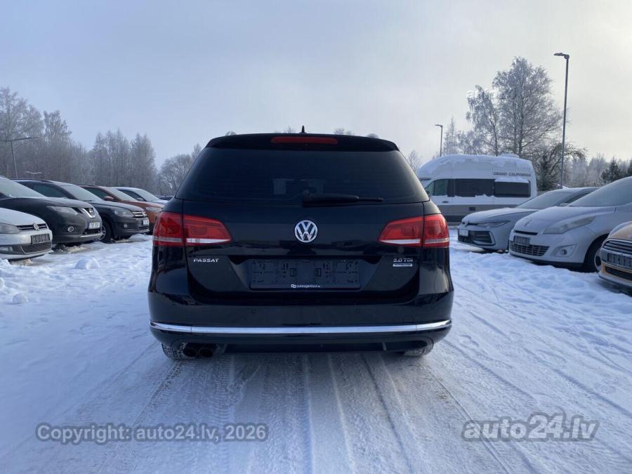 Black Volkswagen Passat 2014 in Viljandi, with an engine capacity of 2.00 L and mileage of 265 thousand km for 6990 €, photo 14 on AUTOMOTO.COM.LV