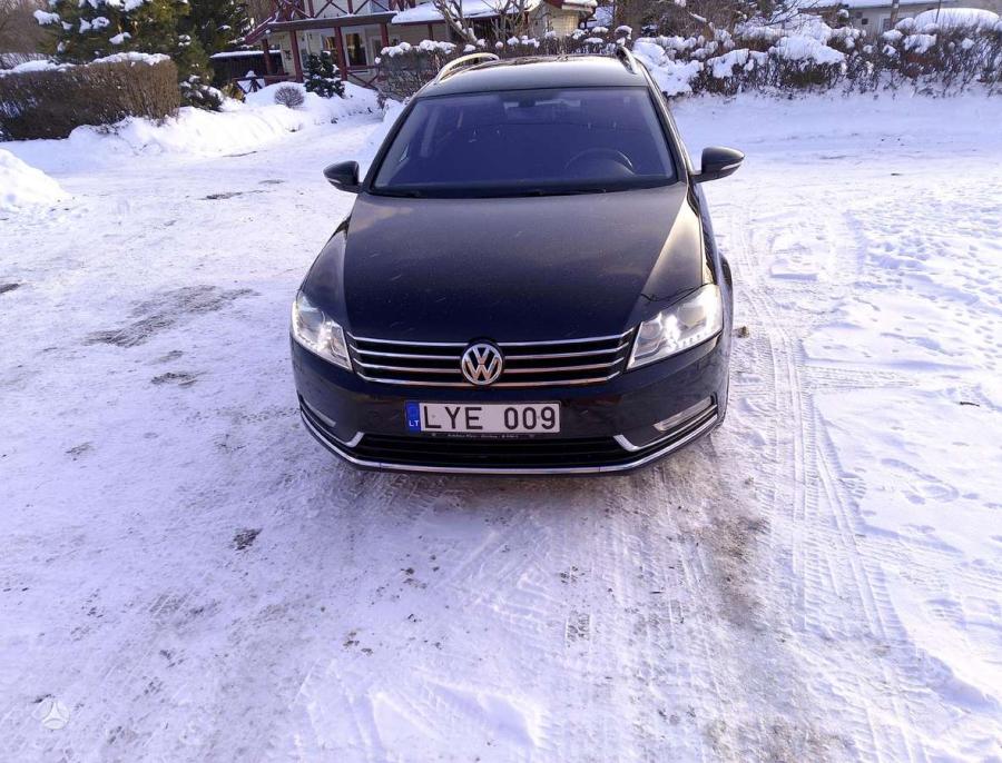 Melns Volkswagen Passat 2014 Kretinga, ar dzinēja tilpumu 2.00 L un nobraukumu 335 tūkst. km par 5800 €, foto 3 vietnē AUTOMOTO.COM.LV