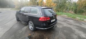Black Volkswagen Passat 2014 in Radviliskis, with an engine capacity of 1.60 L and mileage of 274 thousand km for 6900 €, photo 13 on AUTOMOTO.COM.LV