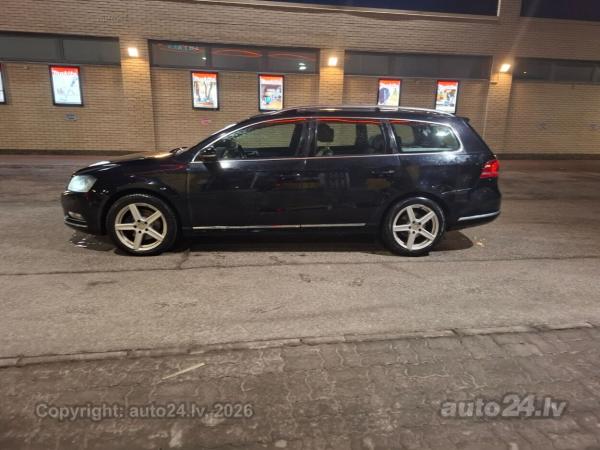 Black Volkswagen Passat 2014 in Tallinn, with an engine capacity of 2.00 L and mileage of 250 thousand km for 5750 €, photo 2 on AUTOMOTO.COM.LV