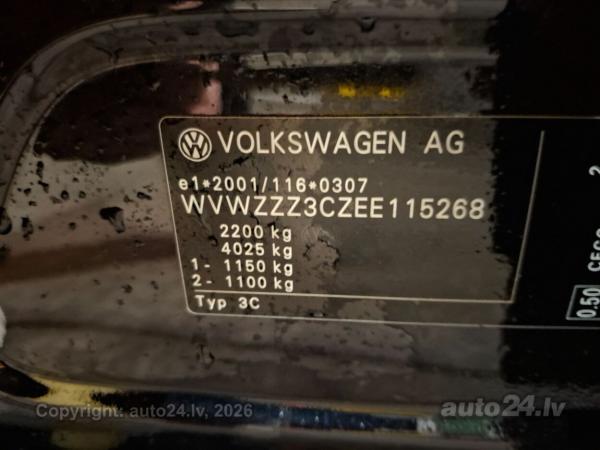 Melns Volkswagen Passat 2014 Tallina, ar dzinēja tilpumu 2.00 L un nobraukumu 250 tūkst. km par 5750 €, foto 11 vietnē AUTOMOTO.COM.LV