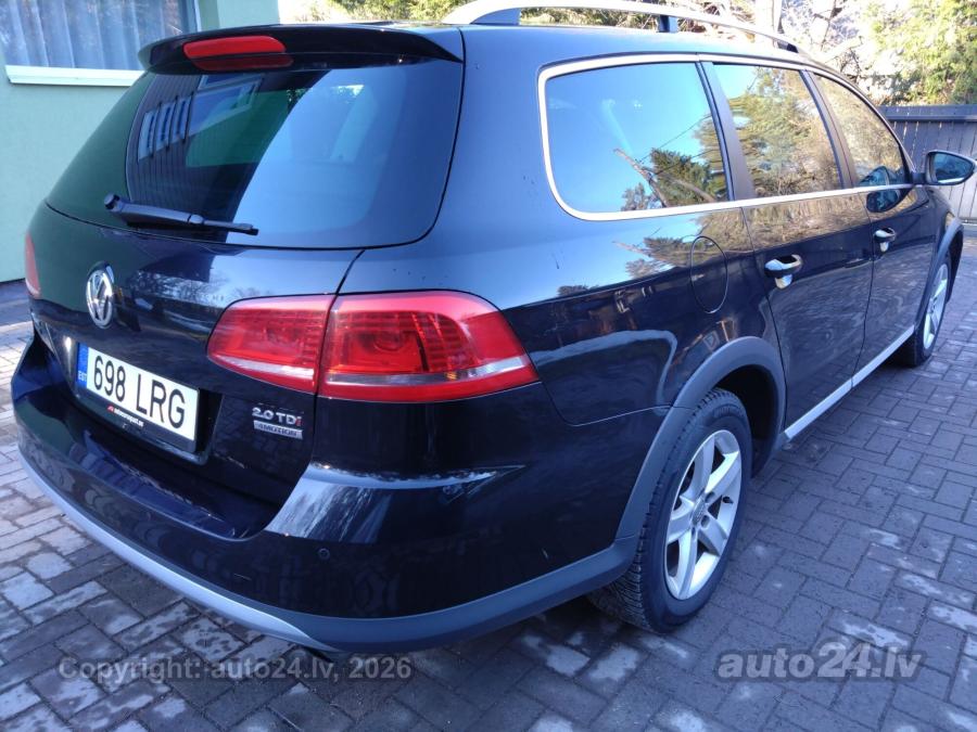 Black Volkswagen Passat 2014 in Tallinn, with an engine capacity of 2.00 L and mileage of 254 thousand km for 9200 €, photo 5 on AUTOMOTO.COM.LV