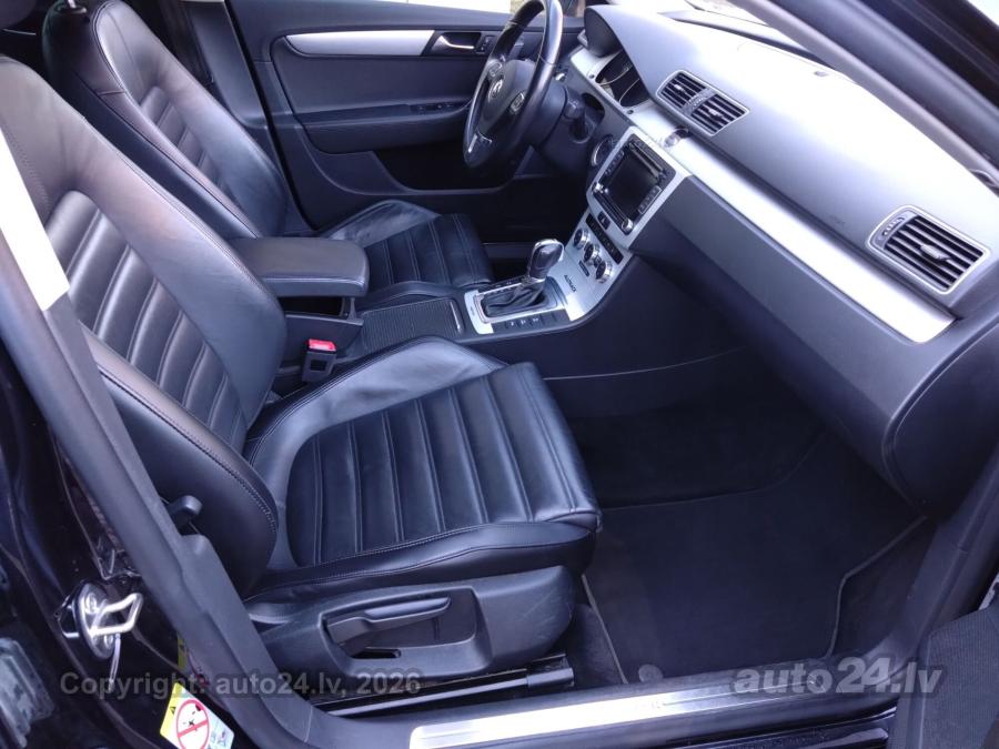 Black Volkswagen Passat 2014 in Tallinn, with an engine capacity of 2.00 L and mileage of 254 thousand km for 9200 €, photo 10 on AUTOMOTO.COM.LV