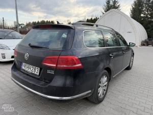 Black Volkswagen Passat 2014 in Avizieniai, with an engine capacity of 2.00 L and mileage of 423 thousand km for 2800 €, photo 4 on AUTOMOTO.COM.LV