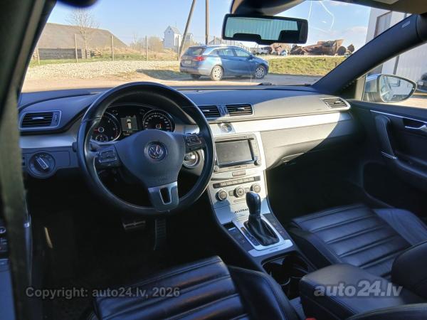 Black Volkswagen Passat 2014 in Tallinn, with an engine capacity of 2.00 L and mileage of 272 thousand km for 7900 €, photo 7 on AUTOMOTO.COM.LV