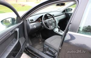 Black Volkswagen Passat 2014 in Rapla, with an engine capacity of 2.00 L and mileage of 155 thousand km for 6595 €, photo 9 on AUTOMOTO.COM.LV
