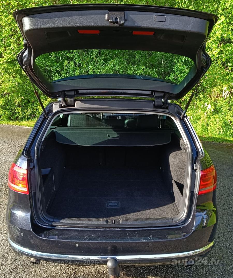 Black Volkswagen Passat 2014 in Tallinn, with an engine capacity of 2.00 L and mileage of 348 thousand km for 3500 €, photo 10 on AUTOMOTO.COM.LV