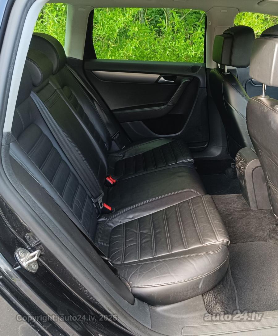 Black Volkswagen Passat 2014 in Tallinn, with an engine capacity of 2.00 L and mileage of 348 thousand km for 3500 €, photo 20 on AUTOMOTO.COM.LV