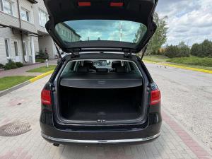Black Volkswagen Passat 2014 in Vilnius, with an engine capacity of 1.60 L and mileage of 250 thousand km for 6100 €, photo 6 on AUTOMOTO.COM.LV