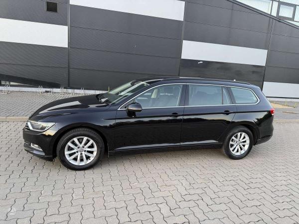 Melns Volkswagen Passat 2014 Panevēža, ar dzinēja tilpumu 1.97 L un nobraukumu 289 tūkst. km par 8600 €, foto 4 vietnē AUTOMOTO.COM.LV